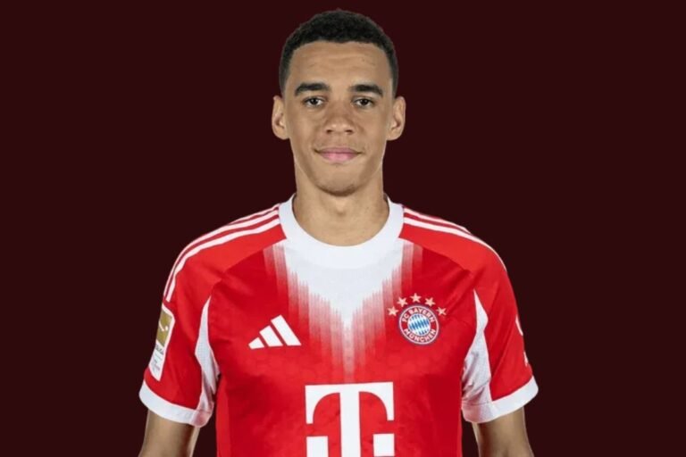 Jamal Musiala Alter, Größe, Familie, Vermögen, Wiki und Biografie 2026 ...
